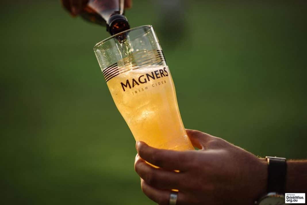 The 10 BEST Irish alcoholic drinks EVERYONE needs to try