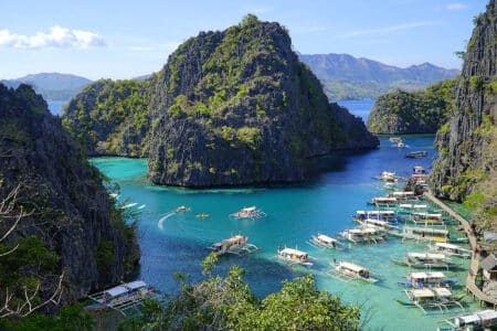 10 BEST diving spots in the PHILIPPINES