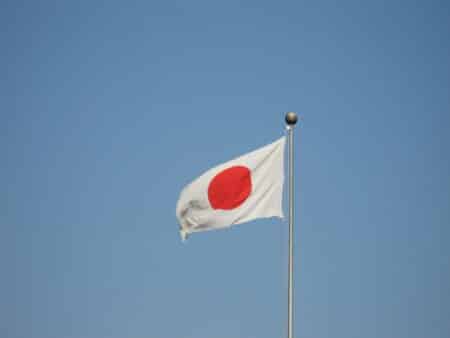10 CUSTOMS and TRADITIONS in Japan to keep in mind