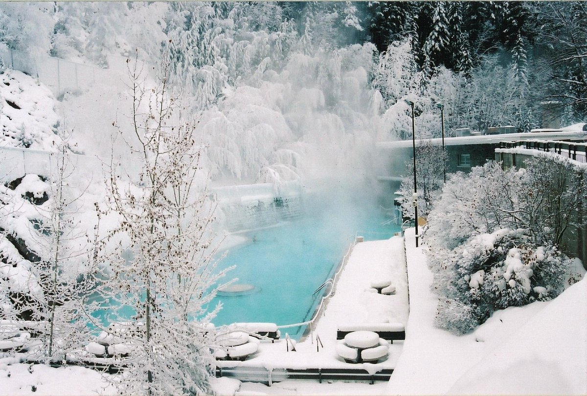 The 5 BEST hot springs in Banff, RANKED
