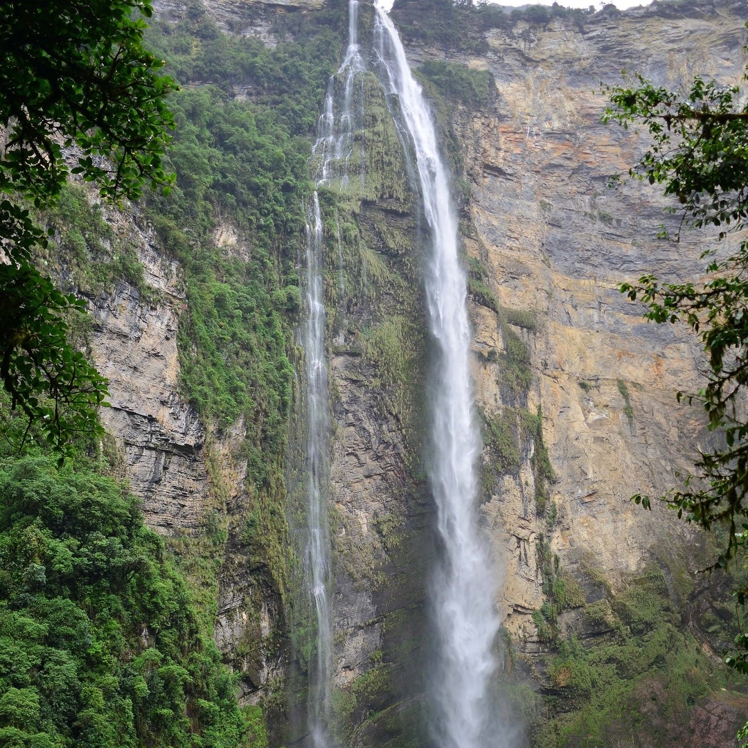 Top 10 HIGHEST WATERFALLS in the world, RANKED