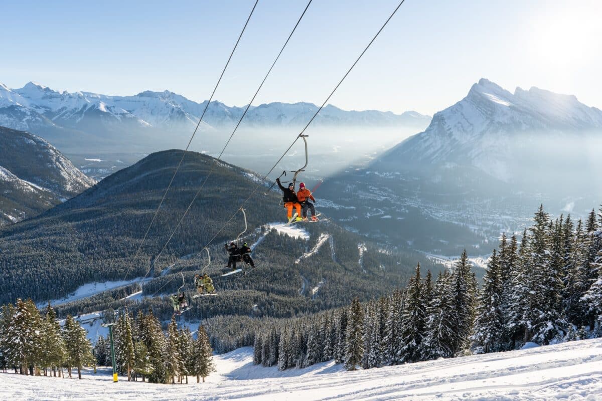 Top 10 best SKI RESORTS in Canada you need to visit