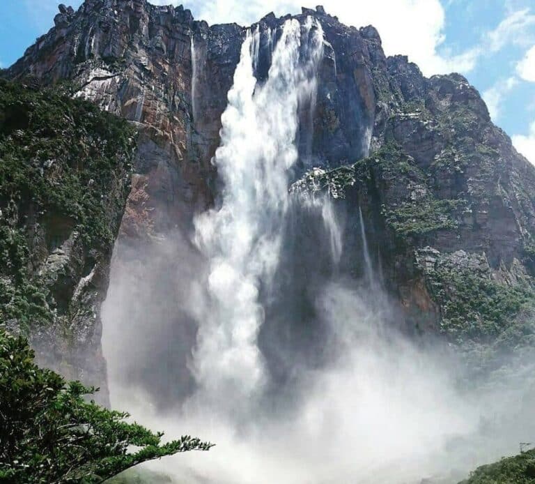 Top 10 HIGHEST WATERFALLS in the world, RANKED