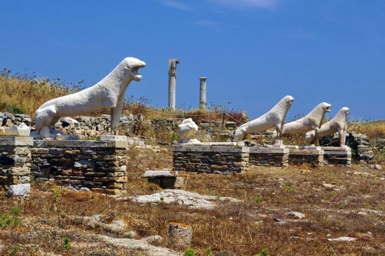 Top 10 most FAMOUS statues around the world, RANKED