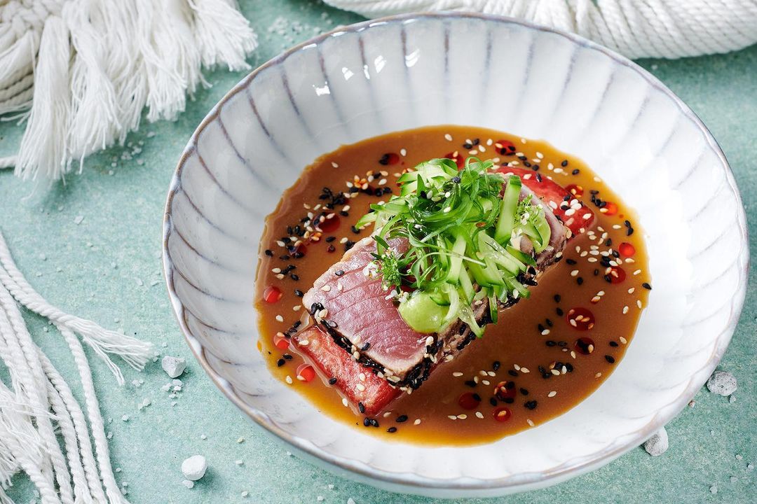 Top 10 BEST RESTAURANTS on the beach in Dubai