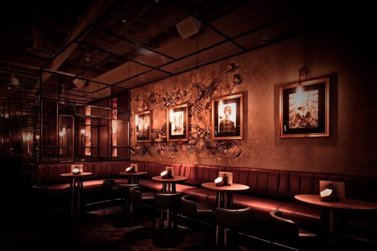 Top 10 best COCKTAIL BARS in Cardiff you need to visit