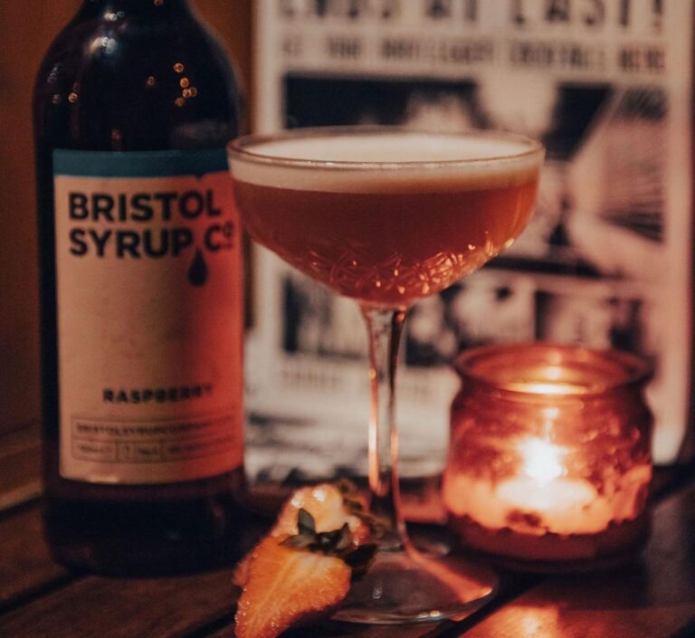 Top 10 best COCKTAIL BARS in Cardiff you need to visit