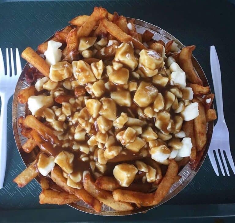 Top 10 spots for the BEST poutine in QUEBEC City