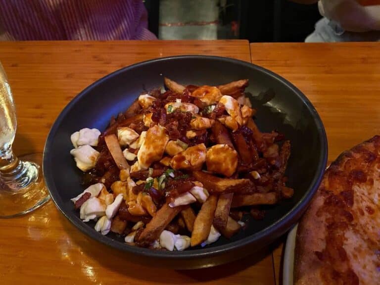 Top 10 spots for the BEST poutine in QUEBEC City
