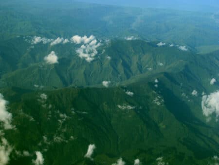 Top 10 BEAUTIFUL mountains in the PHILIPPINES for hikers