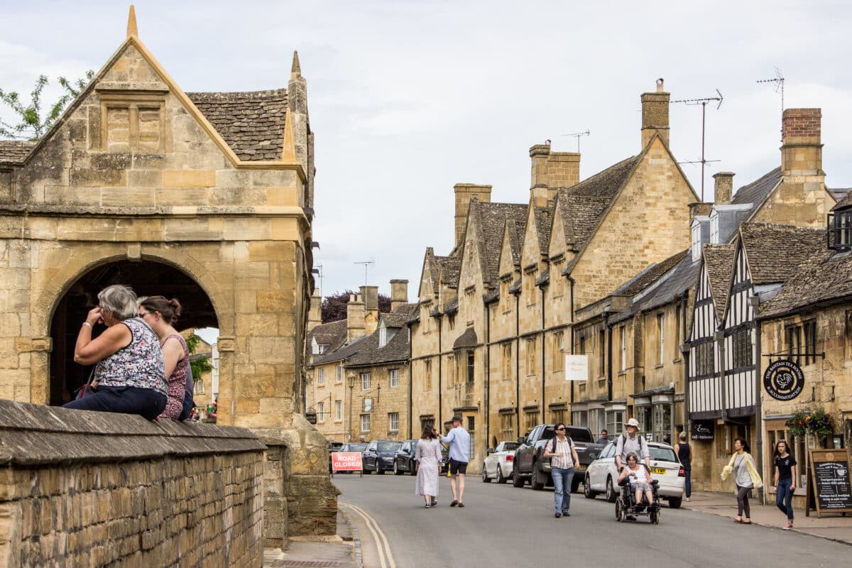 Top 10 BEST towns and villages in the COTSWOLDS