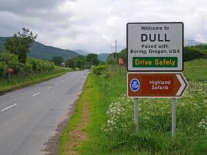 10 most BORING CITIES in the world (ideal for boring people)