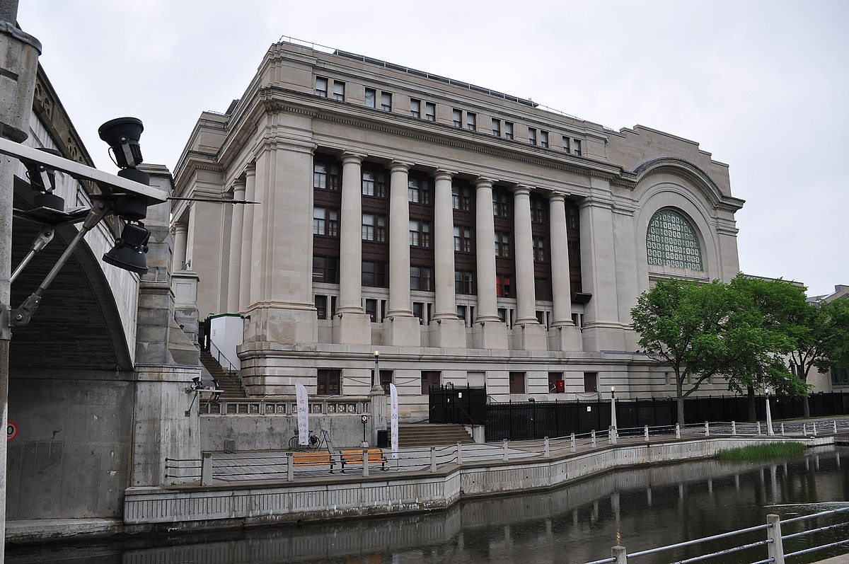 10 most BORING CITIES in the world (ideal for boring people)