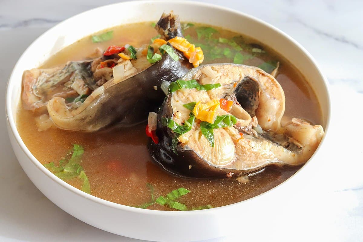 National FOODS of Nigeria: 10 must-try NIGERIAN dishes